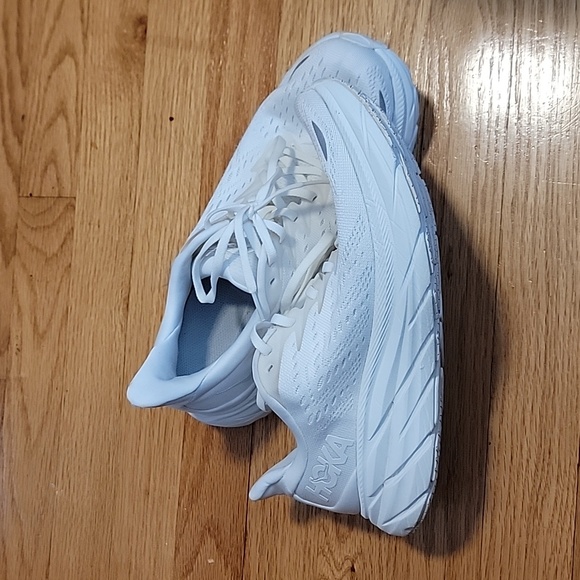Hoka | Shoes | Well Loved Hokas Clifton 8 | Poshmark